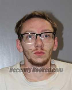 Recent Booking / Mugshot for Coty Braxton Looney in Wise County, Virginia