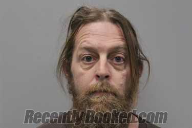 Recent Booking / Mugshot for Michael Wayne Cox in Wise County, Virginia