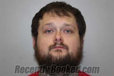 Recent Booking / Mugshot for Robert Kenneth Hill in Wise County, Virginia