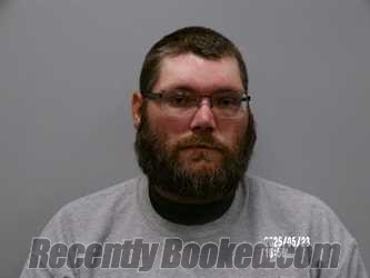 Recent Booking / Mugshot for Travis Ray Dodson in Wise County, Virginia