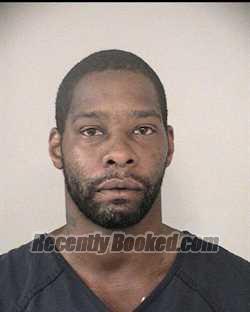 Recent Booking / Mugshot for MALCOLM LUCAS in Fort Bend County, Texas