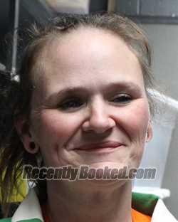 Recent Booking / Mugshot for AMBER NICOLE HISER in Freestone County, Texas