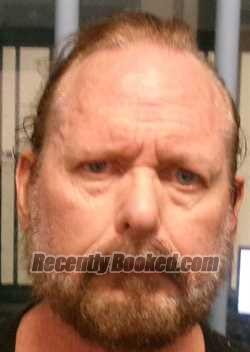 Recent Booking / Mugshot for Darryl Craig Meadows in Berkeley County ...