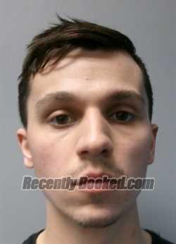Recent Booking / Mugshot for Justin Nathaniel Moore in Berkeley County ...