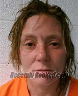 Recent Booking / Mugshot for Jessica Wynette Newcomb in Berkeley County ...