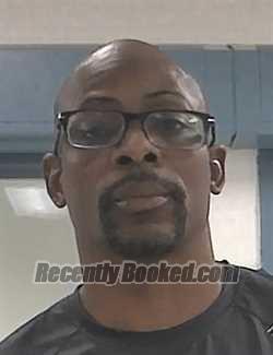 Recent Booking / Mugshot for Mario Adonte Crawley in Berkeley County ...