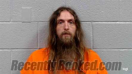 Recent Booking / Mugshot for Joshua Wayne Lilly in Fayette County, West ...