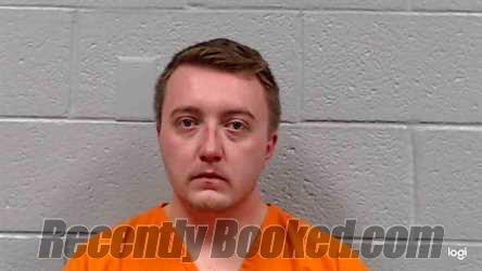 Recent Booking / Mugshot for Austin Wayne Woodrum in Greenbrier County ...