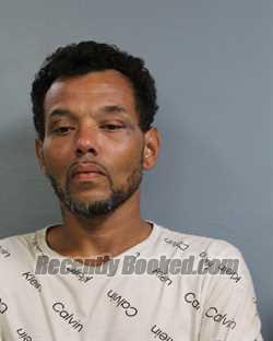 Recent Booking / Mugshot for Aaron Keith Simmons in Kanawha County, West Virginia