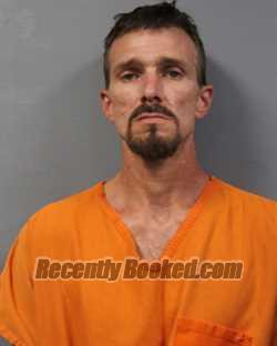 Recent Booking / Mugshot for Andy Ryan Boggess in Kanawha County, West ...