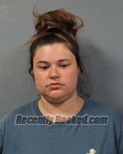Recent Booking / Mugshot for BROOKE LACOLE KEETEN in Kanawha County ...
