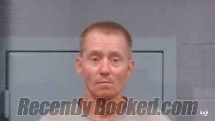 Recent Booking / Mugshot for Dallas Wayne Dayhaw in Kanawha County ...