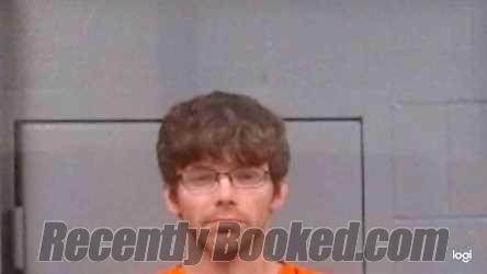 Recent Booking / Mugshot for Derrick Kyle Henson in Kanawha County ...