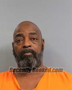 Recent Booking / Mugshot for Kenneth Dewayne Miles in Kanawha County ...