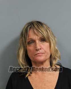 Recent Booking / Mugshot for Lisa Ann Hall in Kanawha County, West Virginia