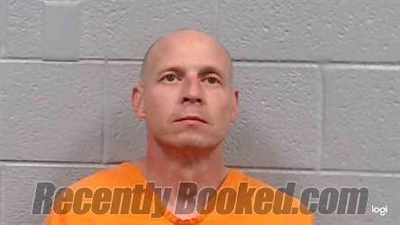 Recent Booking / Mugshot for Robert Alexander Hull in Kanawha County ...