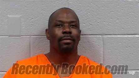 Recent Booking / Mugshot for Ronald Dewayne Sims in Kanawha County ...