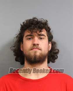 Recent Booking / Mugshot for Zachary Cole Morgan in Kanawha County ...