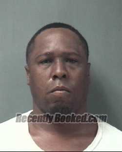 Recent Booking / Mugshot for DUWAN BROWN in Galveston County, Texas
