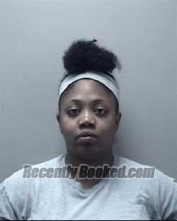 Recent Booking / Mugshot for AMBRIA LASHE LAZARD in Galveston County, Texas