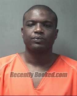 Recent Booking / Mugshot for MARCUS EDWARD HENDERSON in Galveston ...