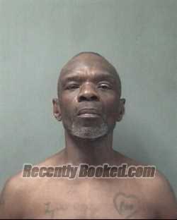 Recent Booking / Mugshot for DONNELL WASHINGTON in Galveston County, Texas