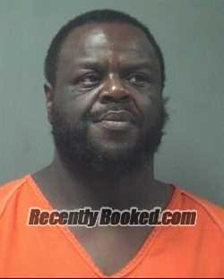 Recent Booking / Mugshot for MON-TORRIS DEWAUN SMITH in Galveston ...