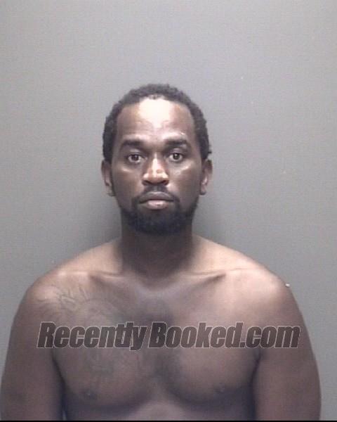 Recent Booking / Mugshot for DEZAVIER DESHON HILL in Galveston County ...