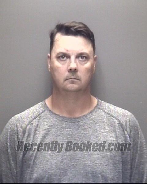 Recent Booking / Mugshot for ROBERT WILLIAM FARLOW in Galveston County ...