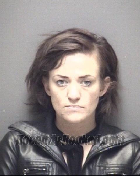 Recent Booking / Mugshot for ALINA LAREE GIFFORD in Galveston County, Texas