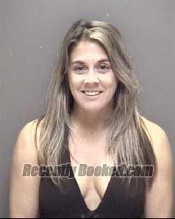 Recent Booking / Mugshot for SARAH ELIZABETH THOMAS in Galveston County ...
