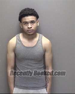 Recent Booking / Mugshot for KENTRELL ROSHAWDA SIMPSON in Galveston ...