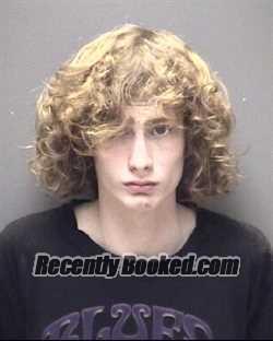 Recent Booking / Mugshot for MADDAX CHAOS LEE RANKIN in Galveston ...