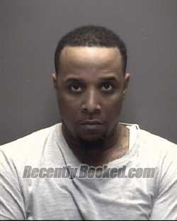 Recent Booking / Mugshot for SHAWN ANTHONY RANEY in Galveston County, Texas