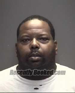 Recent Booking / Mugshot for ANTONIO BENJAMIN COMPTON in Galveston ...