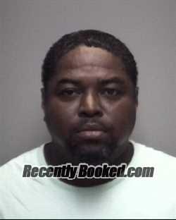 Recent Booking / Mugshot for DERRICK DEMOND GARRETT in Galveston County ...
