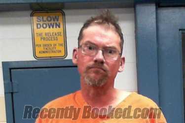 Recent Booking / Mugshot for Christopher Brian Lohr in Logan County ...
