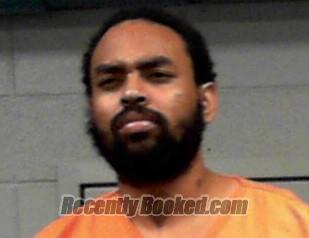 Recent Booking / Mugshot for Derrick Scott Hamlet in Marion County ...