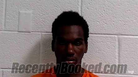 Recent Booking / Mugshot for Kenneth Keyonta Edwards in Mercer County ...