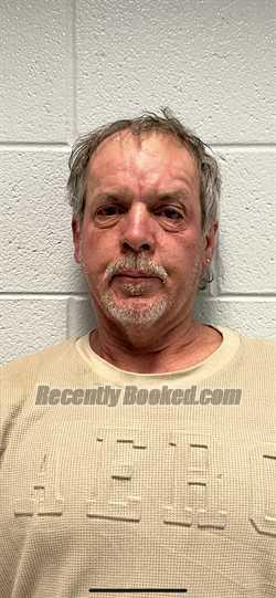 Recent Booking / Mugshot for Tommy Dewayne Morris in Nicholas County ...