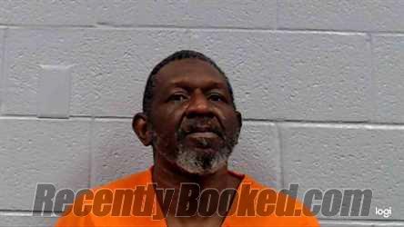 Recent Booking / Mugshot for Christopher Lee Freeman in Raleigh County ...