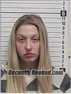 Lindsey Nichole Gurganus Arrest & Booking Info | Bay County, FL