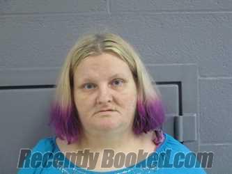 Recent Booking / Mugshot for Amanda Dawn Golden in Upshur County, West ...