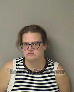 Recent Booking / Mugshot for Brandy Nicole Maynard in Wood County, West Virginia