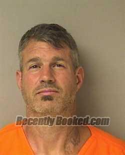 Recent Booking / Mugshot for Derek Paul Fore in Wood County, West Virginia