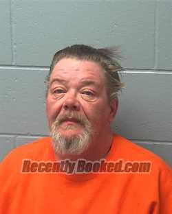 Recent Booking / Mugshot for CHAD EVERETT PHILLIPS in Adams County ...