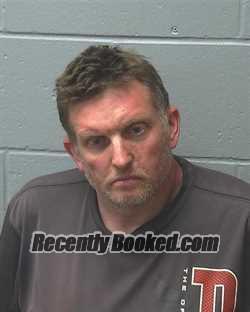 Recent Booking / Mugshot for ERIC RAYMOND ALDERMAN in Adams County ...