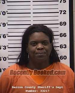 Recent Booking / Mugshot for Tiana Rae Oswald in Barron County, Wisconsin