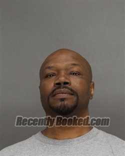 Recent Booking / Mugshot for FELTON NMI CURRIE in Brown County, Wisconsin