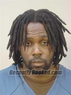 Recent Booking / Mugshot for MILTON LASHAWN MOORE in Dane County, Wisconsin